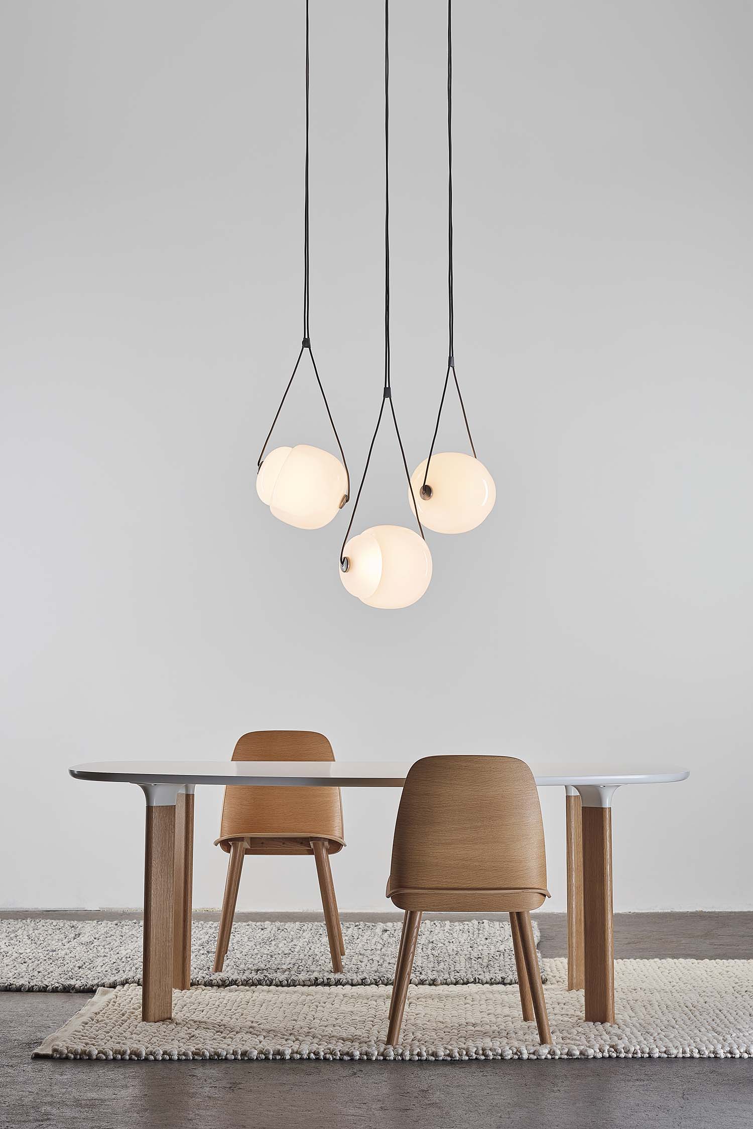 Capsula Pendant by Brokis at RB.Twelve | Luxury Pendant Lamps at RB12